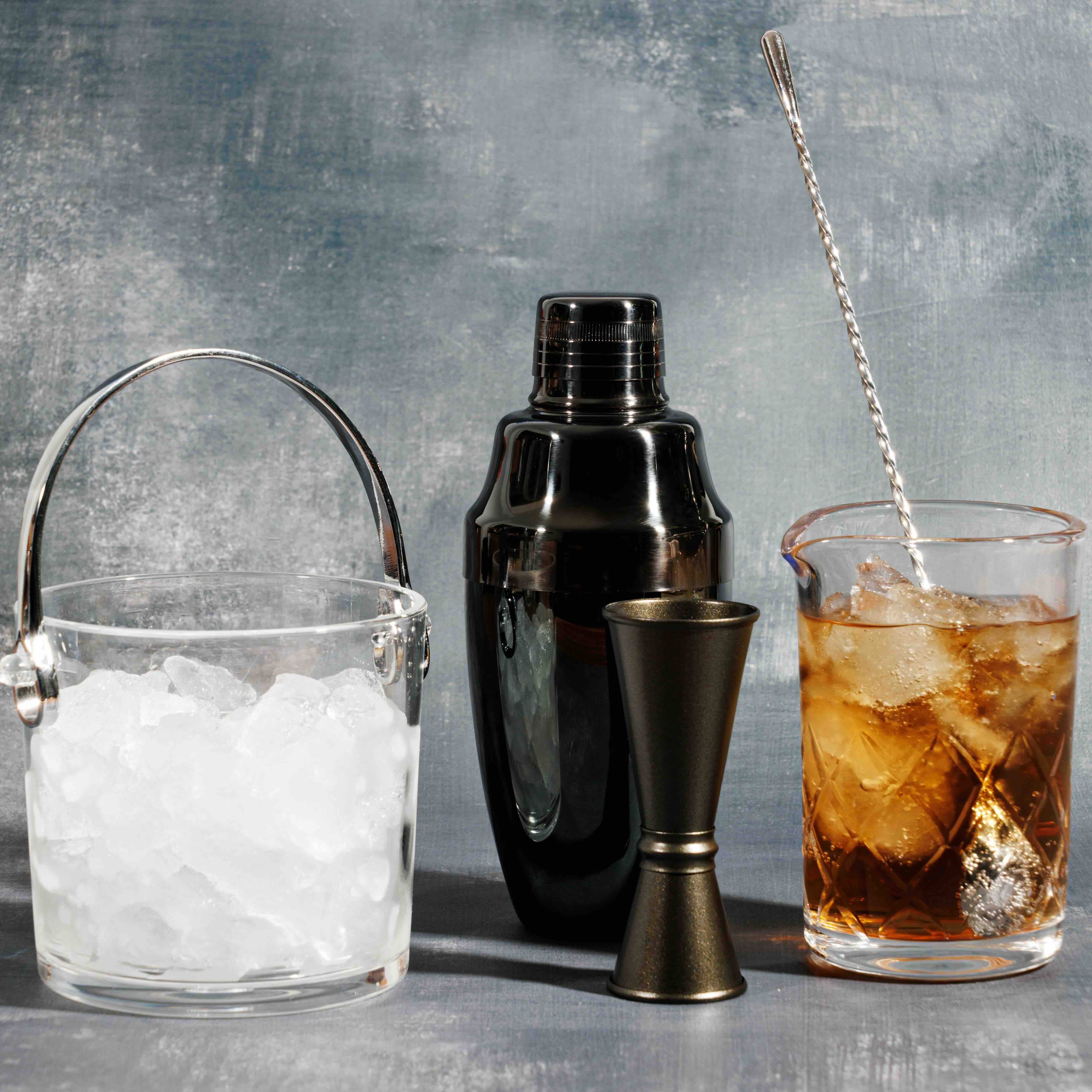 Yukiwa Black Cocktail Shaker - 500cc – Chubo Knives