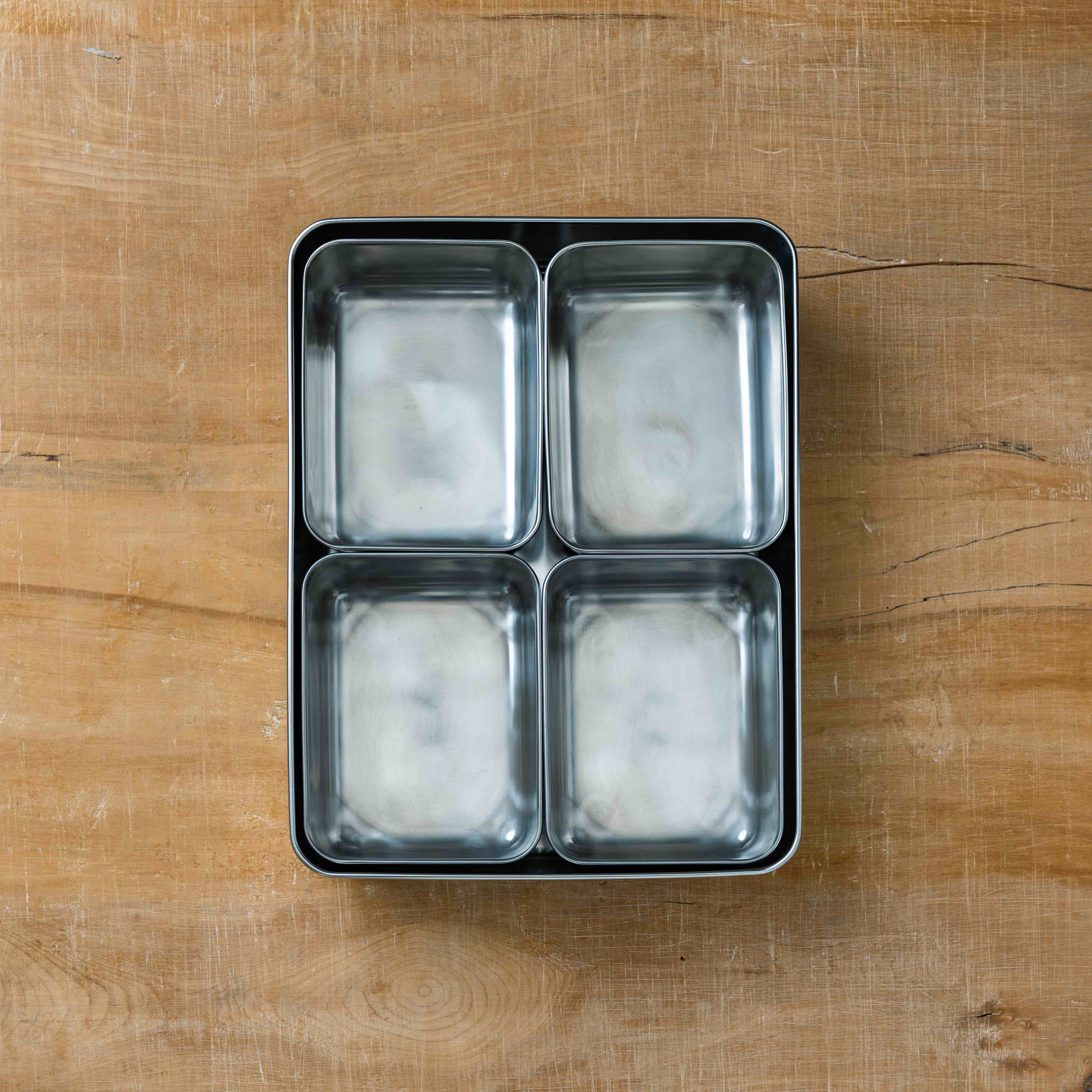 Mise en Place Yakumi Pan 4 Compartment square | Chubo Knives